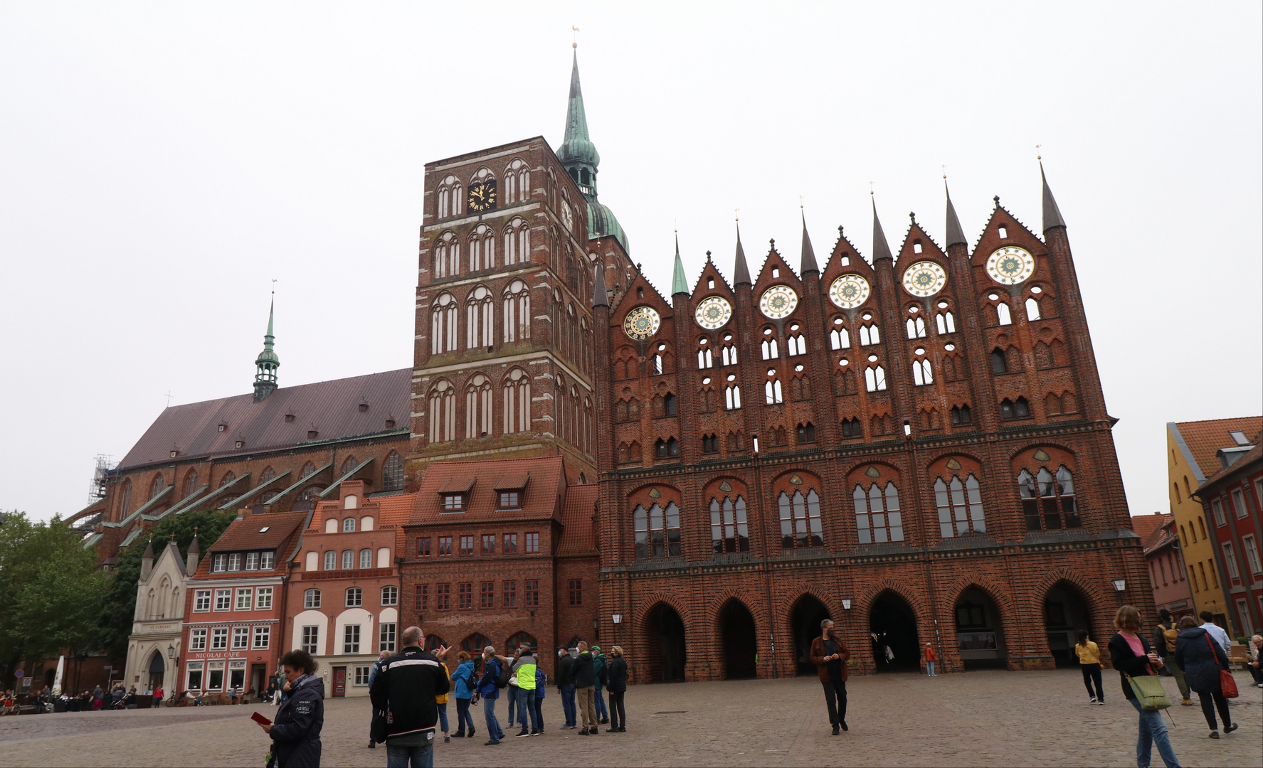 Das Rathaus der Hansestadt Stralsund Foto & Bild | architektur, motive ...