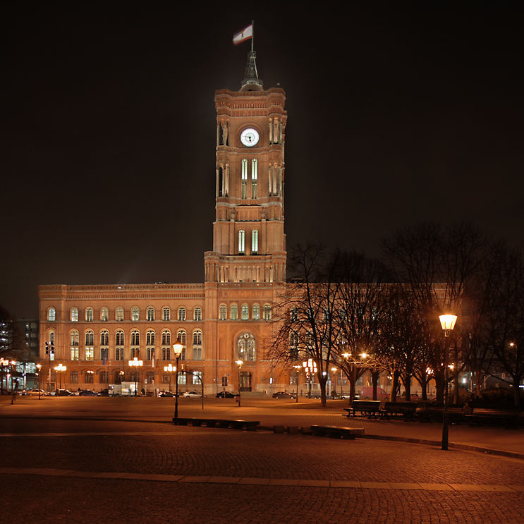 das Rote Rathaus Berlin in Farbe Foto & Bild | architektur, architektur ...