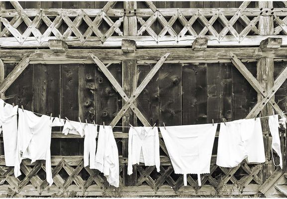 Wäsche auf der Leine Bilder & Fotos