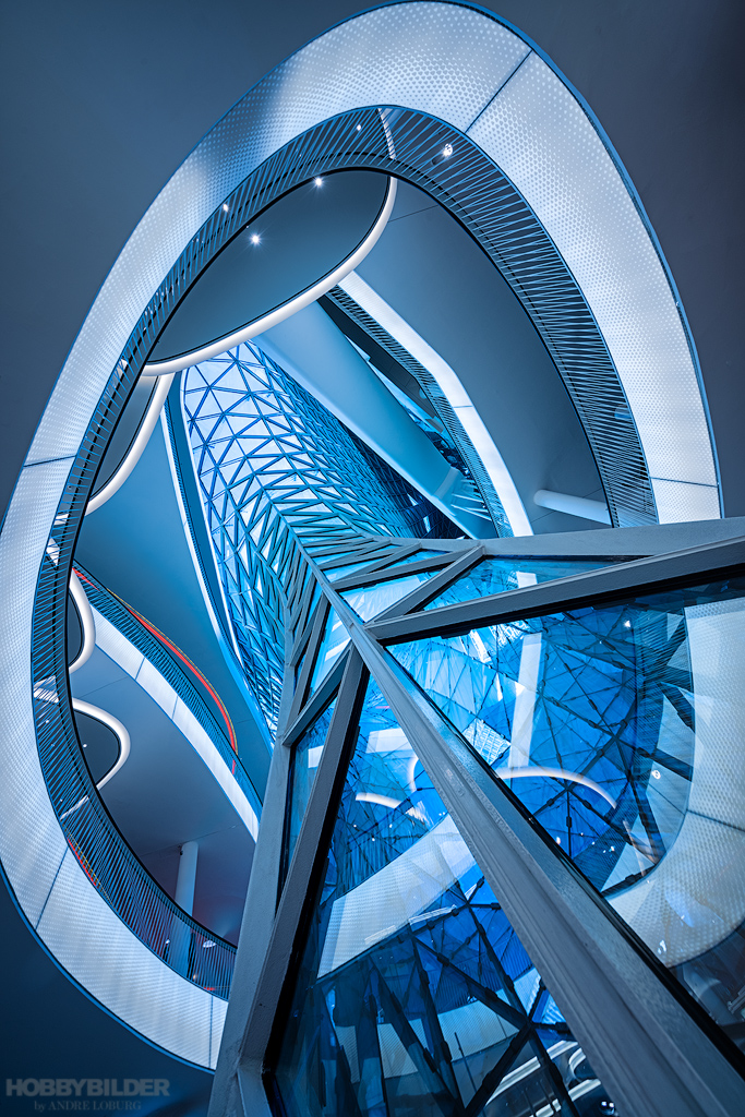 Das Wurmloch Foto & Bild | architektur, fotos, frankfurt Bilder auf ...