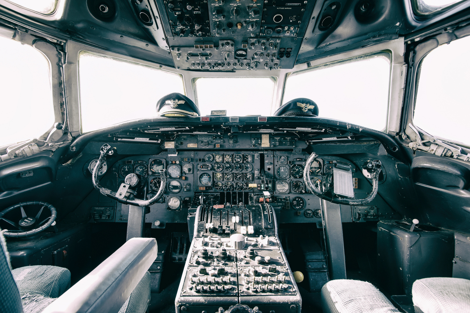 DC-8 Cockpit Foto & Bild | luftfahrt, oldtimer-flugzeuge, verkehr ...