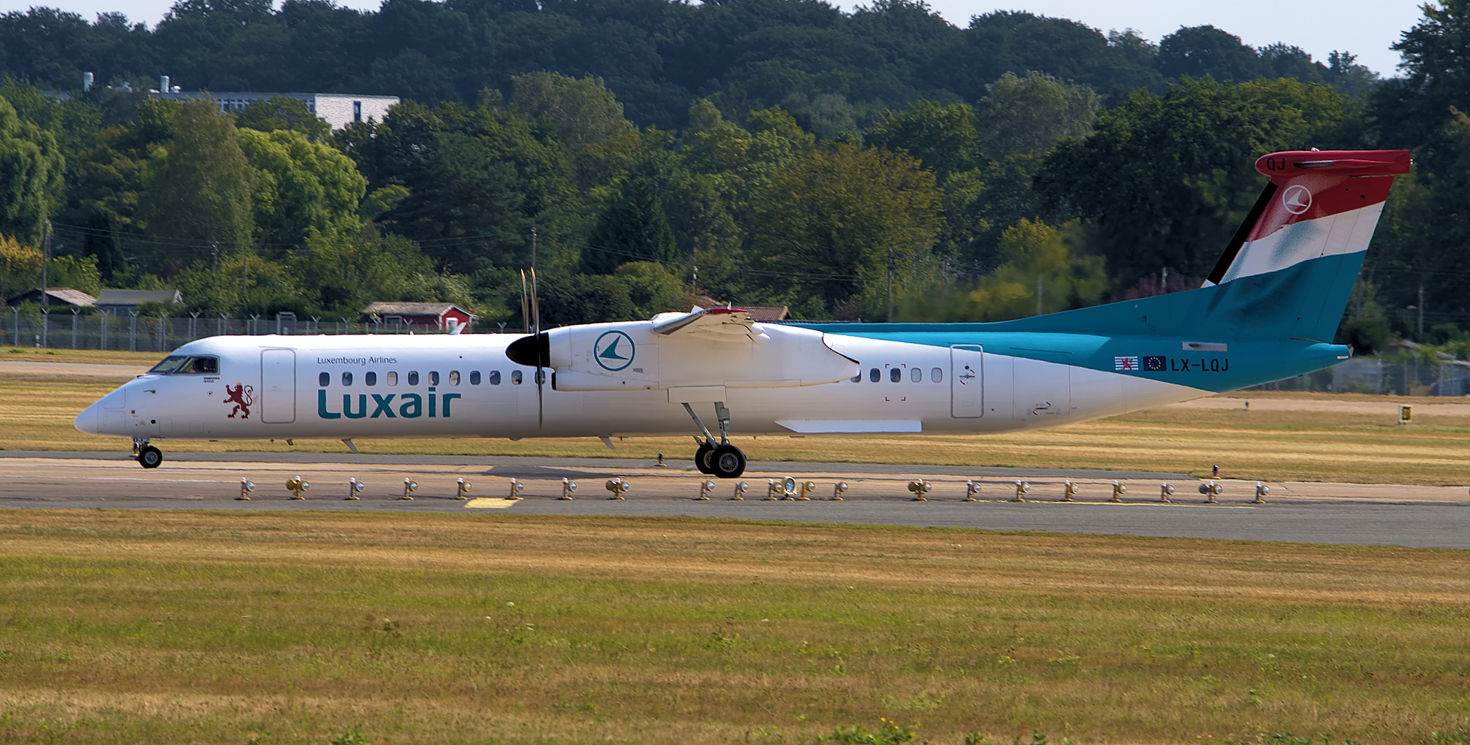 De Havilland Canada Dash 8-400 - Luxair Foto & Bild | luftfahrt ...