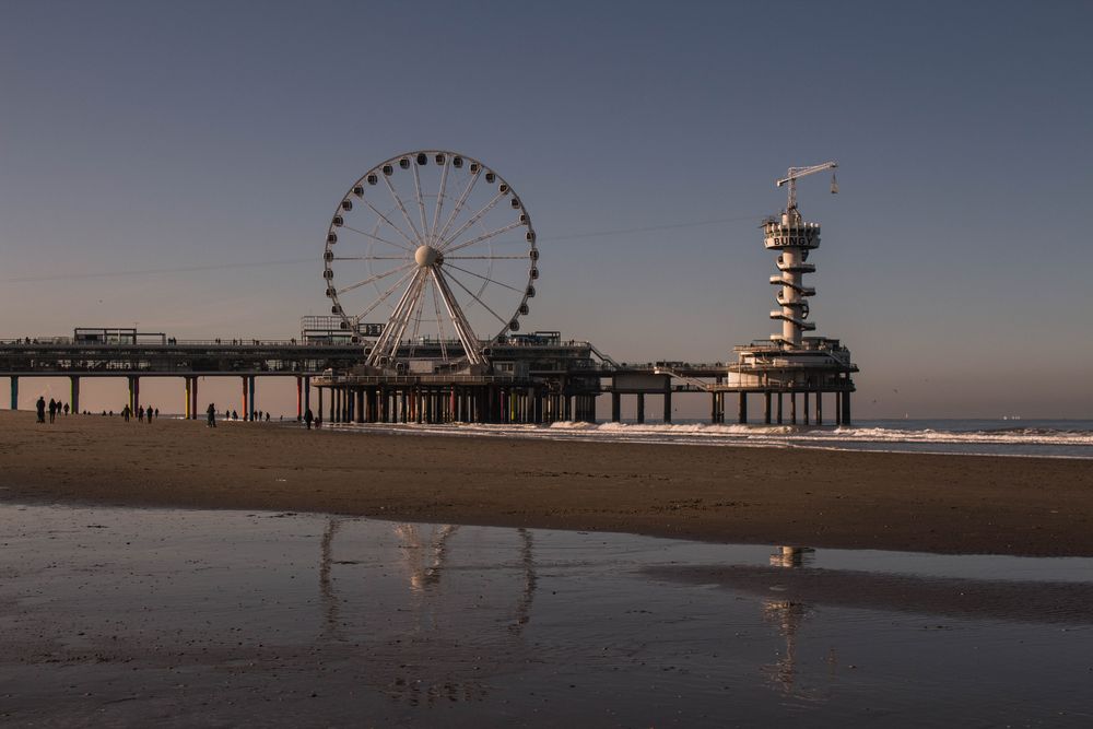 De Pier in Scheveningen Foto & Bild | europe, benelux, landschaft ...