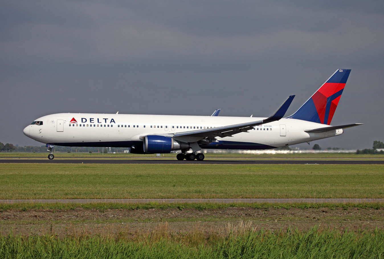 Delta Boeing 767-300 ER Foto & Bild | luftfahrt, passagiermaschinen, verkehr & fahrzeuge Bilder ...
