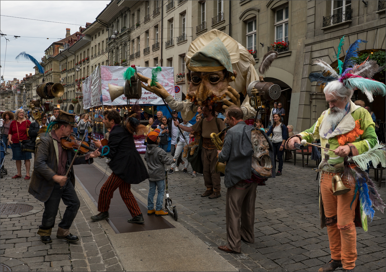 Demain on change tout Foto & Bild | musik, menschen, strassenmusik ...