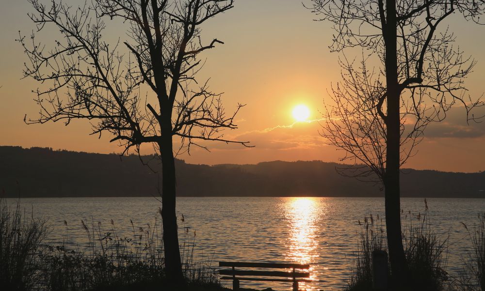 Den Moment der untergehenden Sonne Foto & Bild | landschaft ... Den Moment der untergehenden Sonne Foto & Bild | landschaft ...