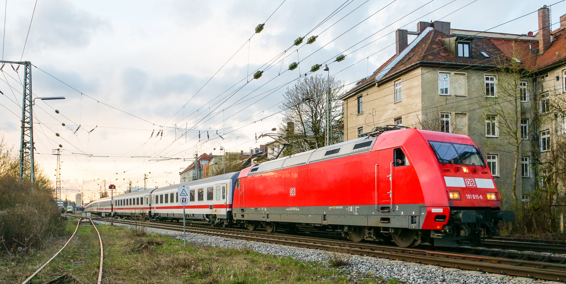 Den netten Gruß ... Foto & Bild | münchen, bahnhof, 101 Bilder auf ...
