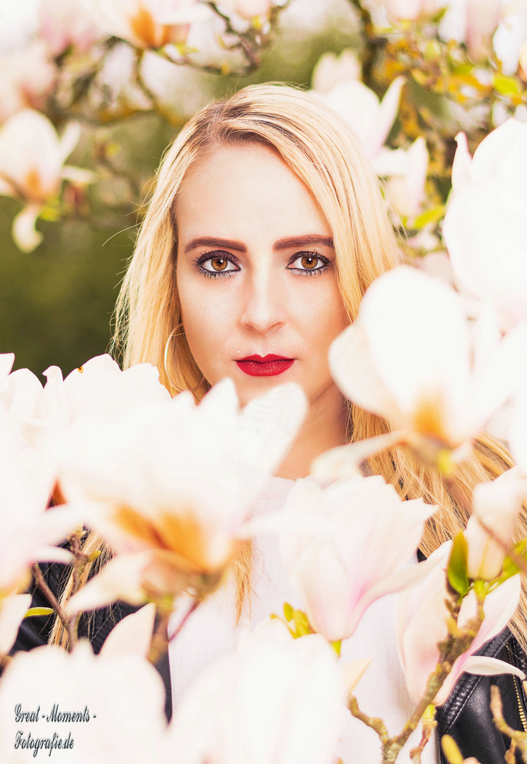 Denisa Magnolien Shooting Rosengarten Zweibrücken Foto & Bild | erwachsene menschen, portraits ...