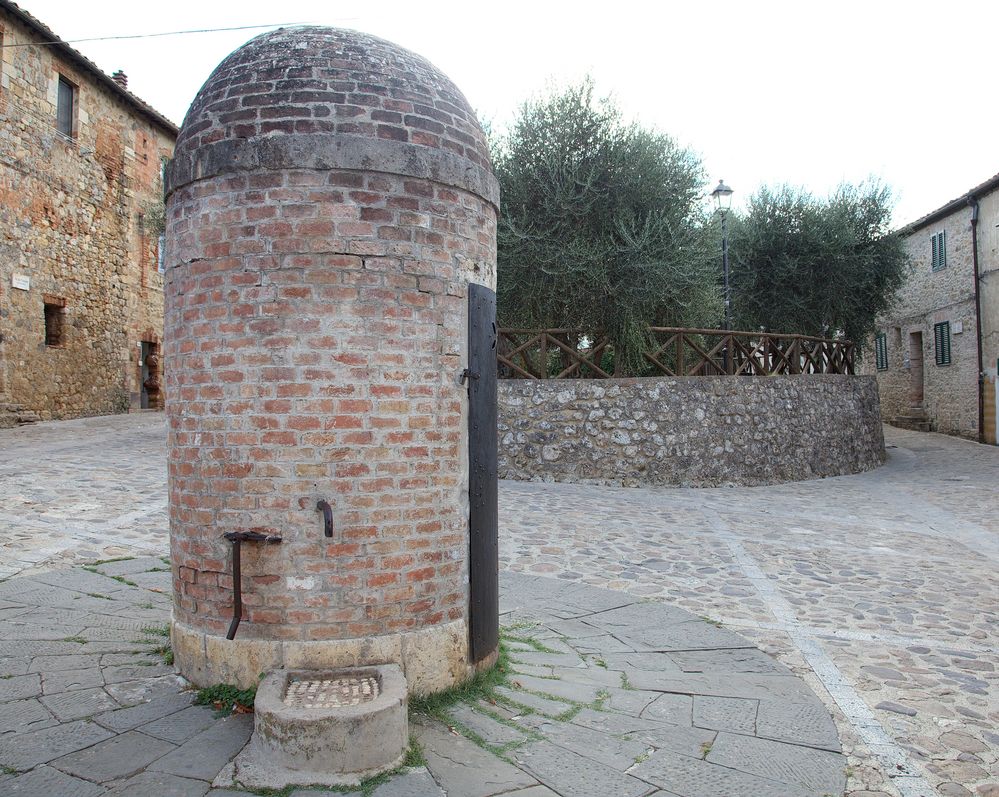 " Der alte Brunnen " Foto & Bild | europe, italy, vatican city, s ...