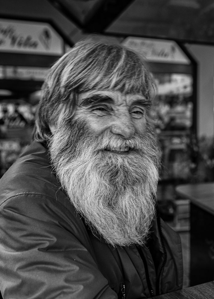 Der Alte Mann Von Nebenan Foto And Bild Street Outdoor Portrait Bilder Auf Fotocommunity