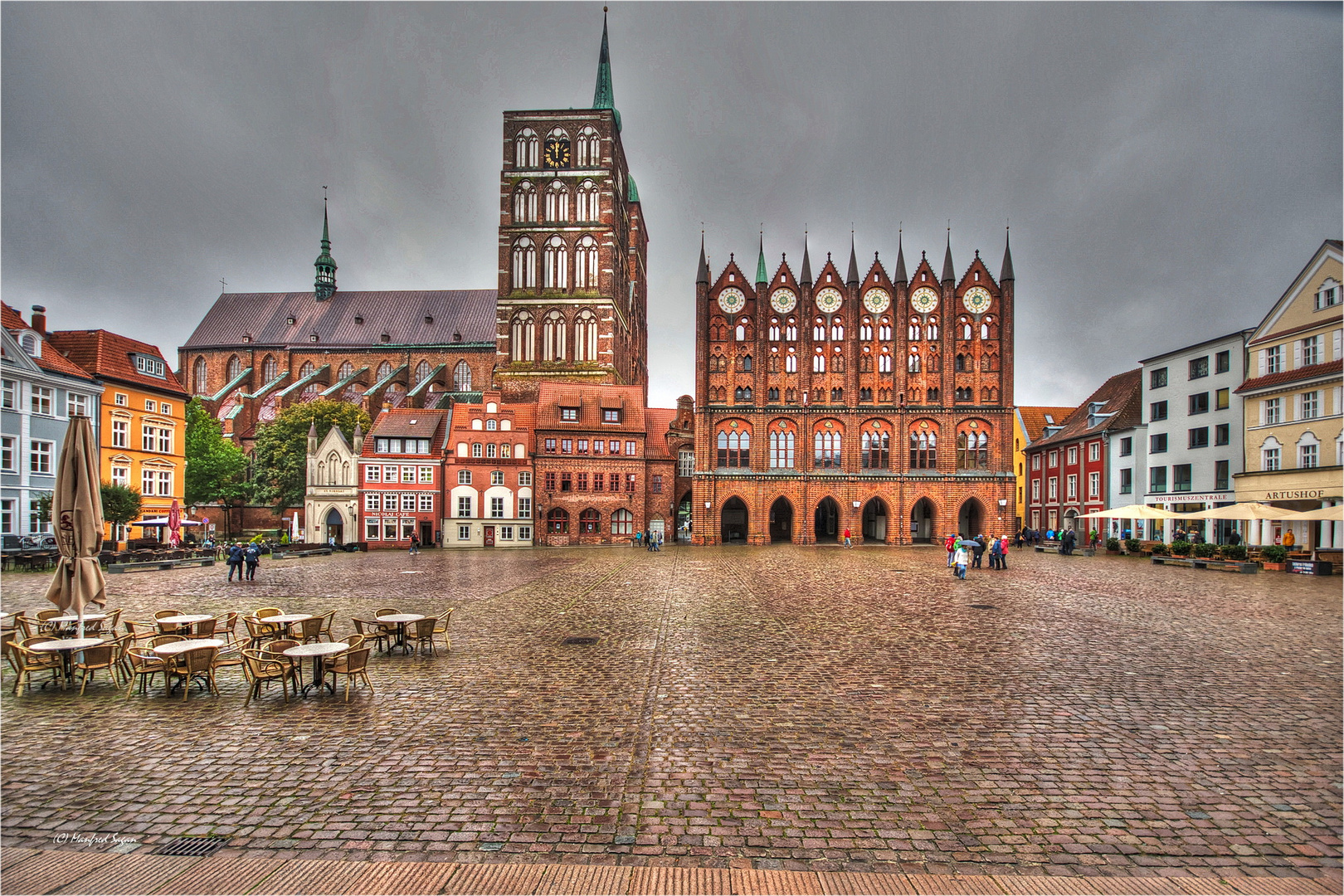 Der Alte Markt in Stralsund Foto & Bild | architektur, deutschland ...