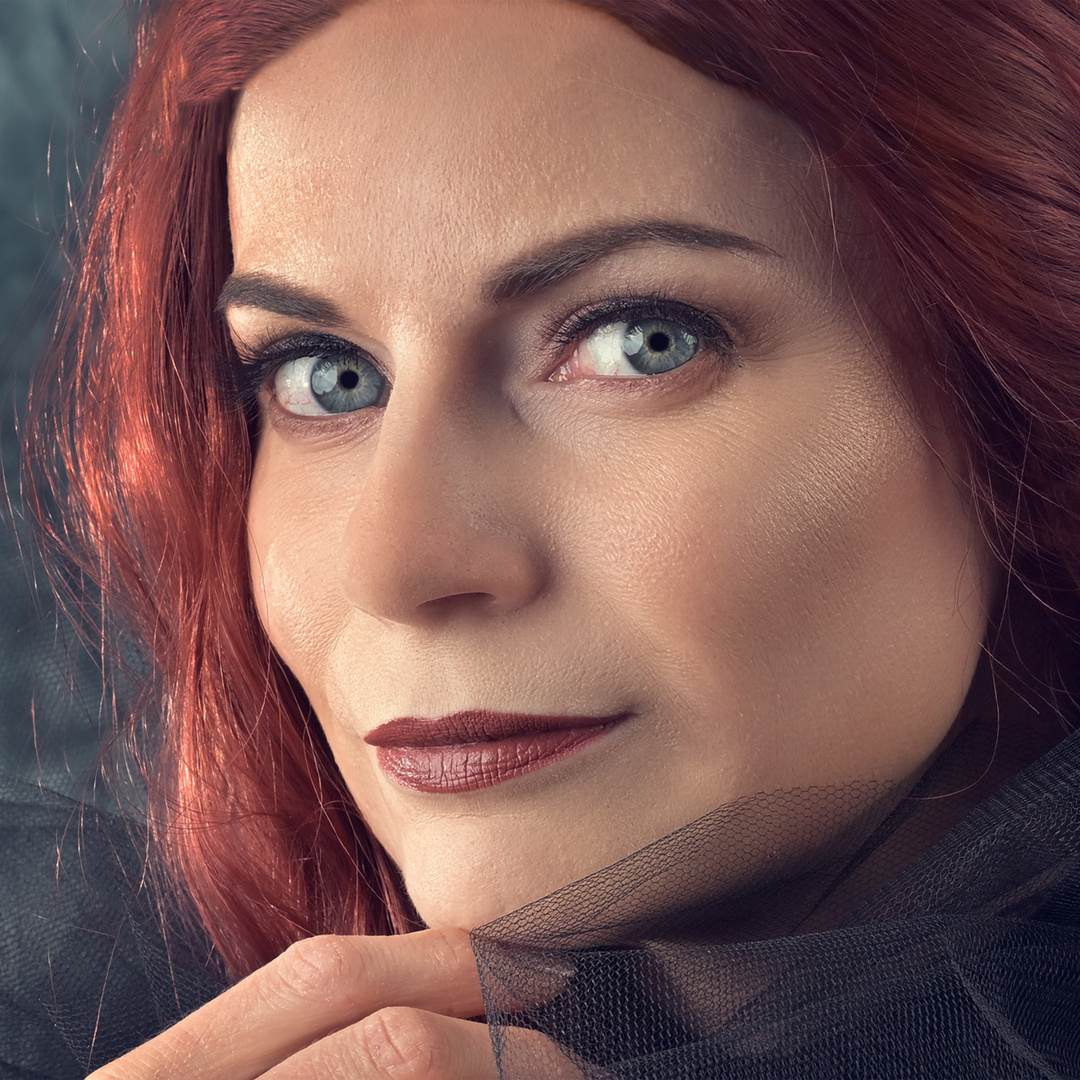 Der Blick Foto & Bild | fotos, indoor, portrait Bilder auf fotocommunity