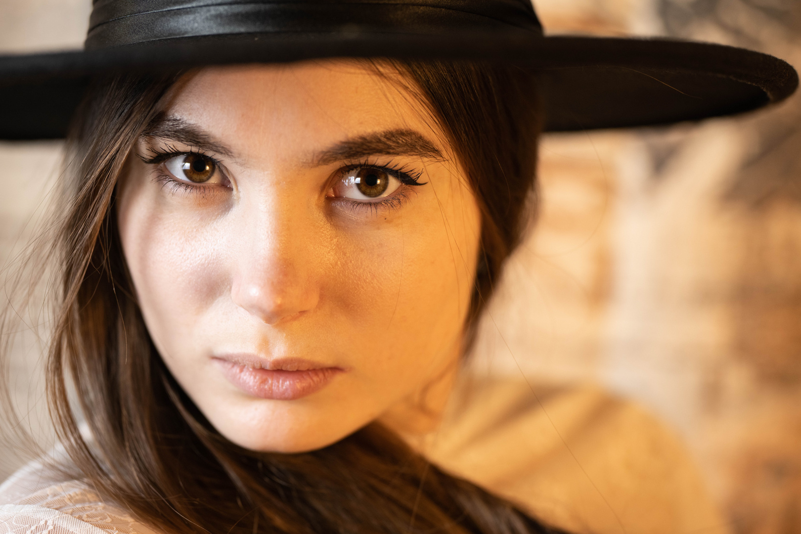 Der Blick Foto & Bild | jugendliche, indoor, portrait Bilder auf ...