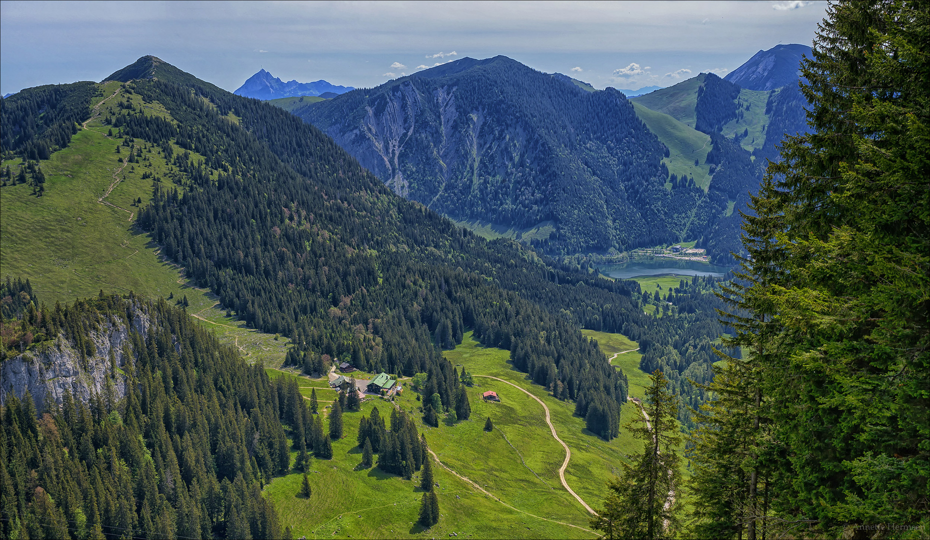 Der Blick ins Tal Foto & Bild | nikon, world, outdoor Bilder auf fotocommunity