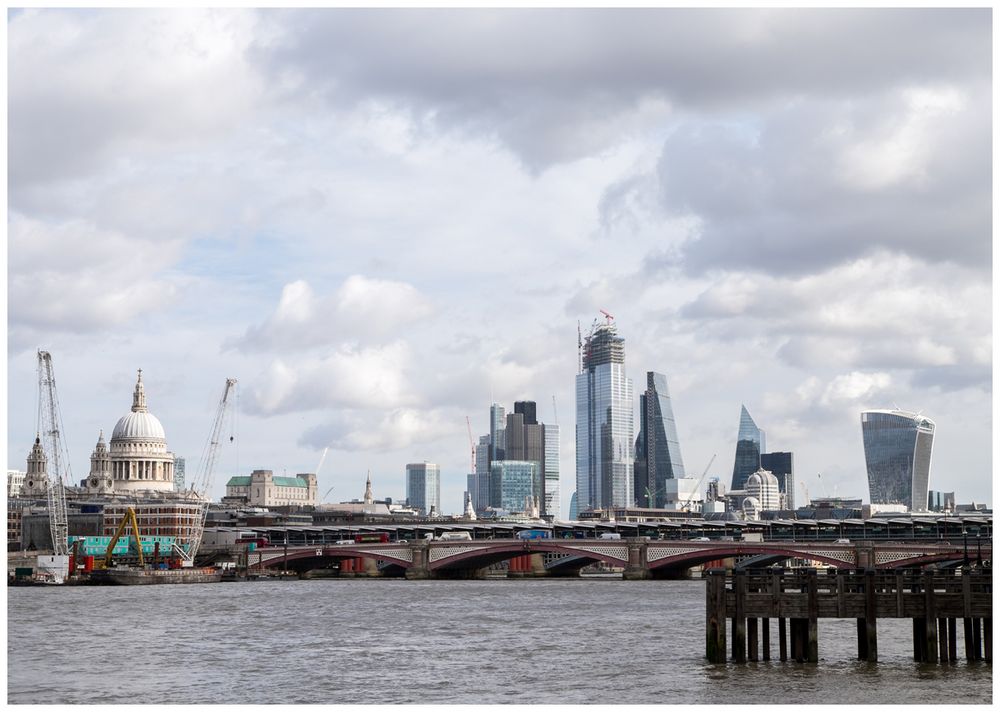 der Blick über die Themse Foto & Bild | london, world, skyline Bilder ...