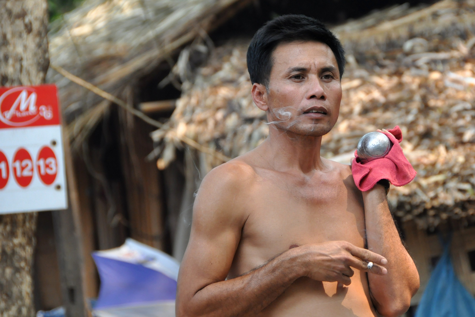 Der Boccia-Spieler Foto & Bild | erwachsene menschen, alltagsereignisse, menschen in der ...