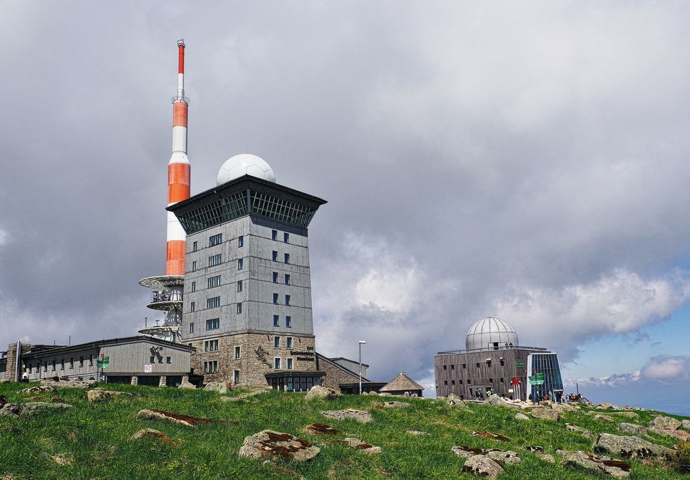 Der Brocken Foto & Bild | architektur, deutschland, europe Bilder auf ...