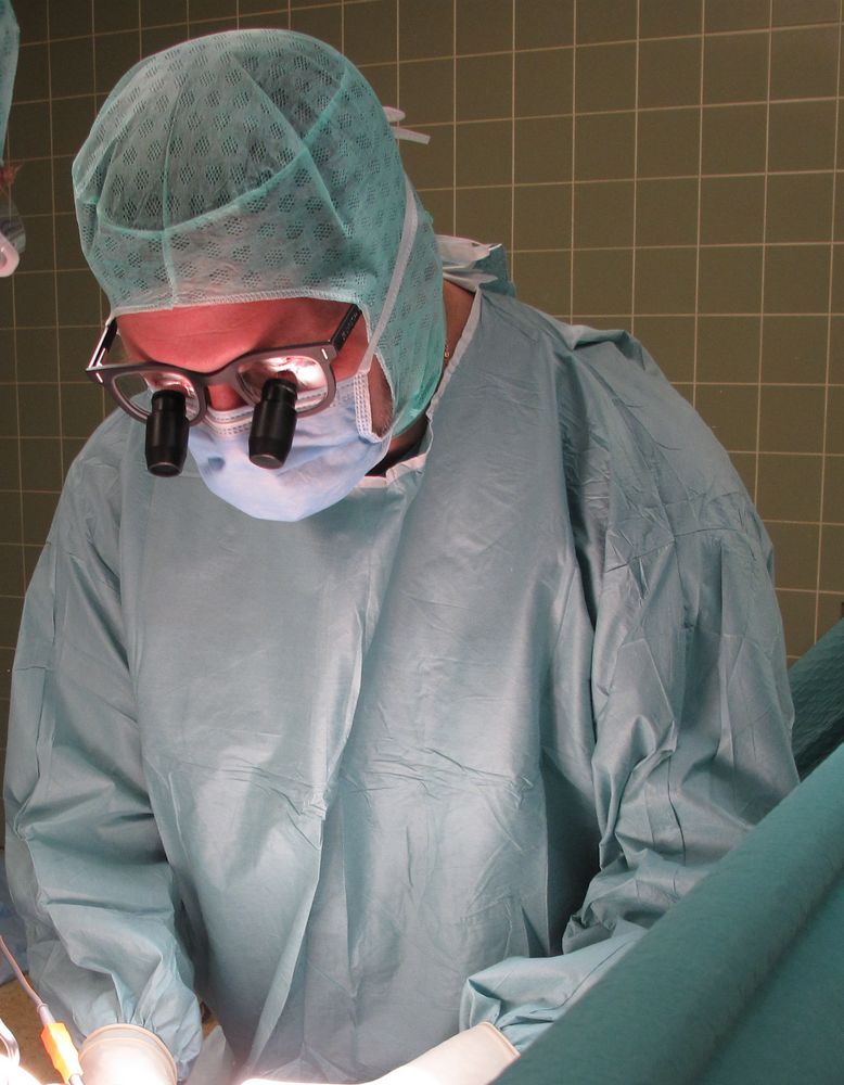 Der Chirurg Foto & Bild | erwachsene menschen, menschen bei der arbeit ...