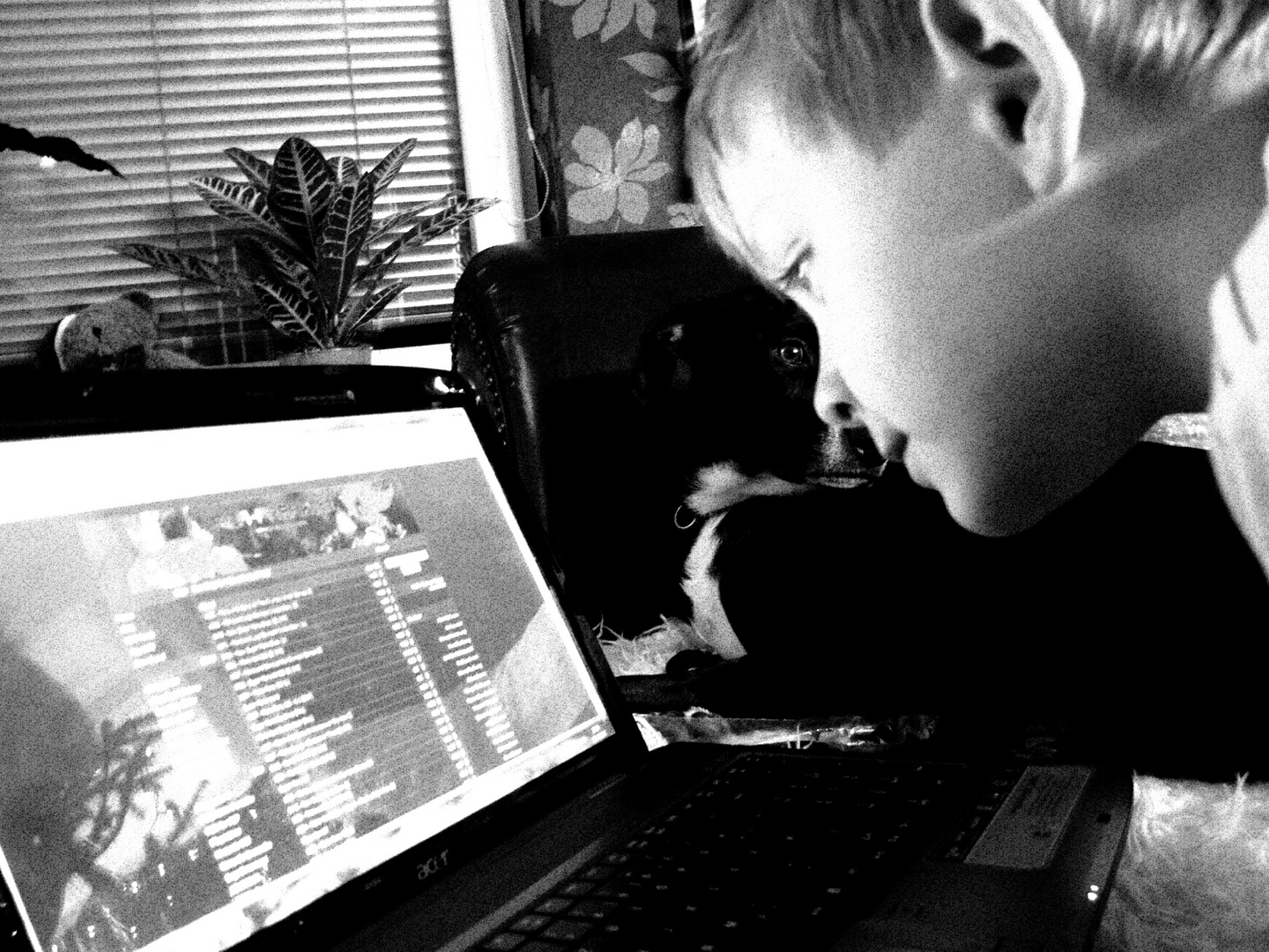 Der Computerfreak Foto & Bild | kinder, kinder im schulalter, kids ...