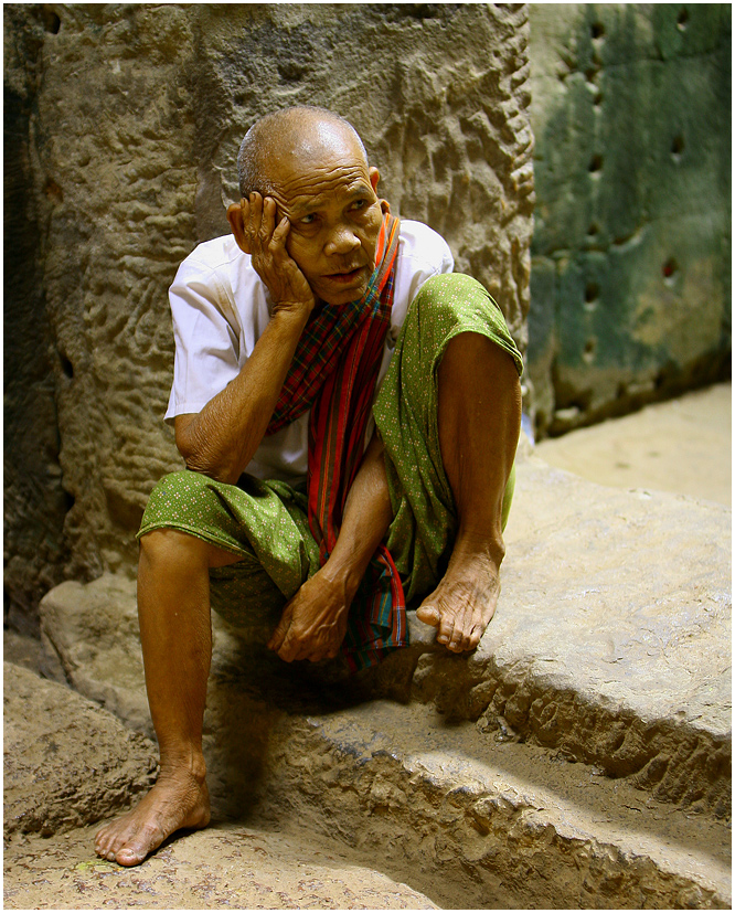 Der Denker...so dachte ich, aber typisch Mann.....er schaute einigen ...