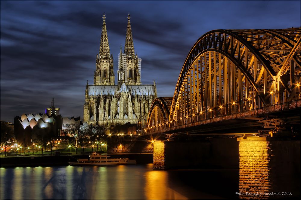 der Dom zu Köln am Rhein ... meine neuste Version Foto & Bild ...