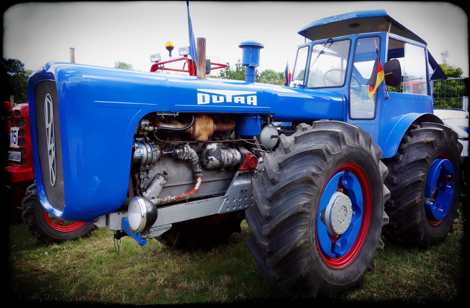 Der DUTRA D4K - eine ungarische Legende Foto & Bild | sigma, industrie ...