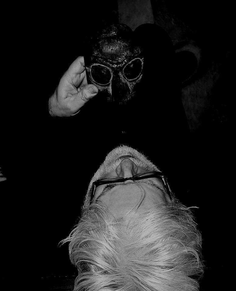 Der Egoist ist meistens allein Foto & Bild | portrait ...