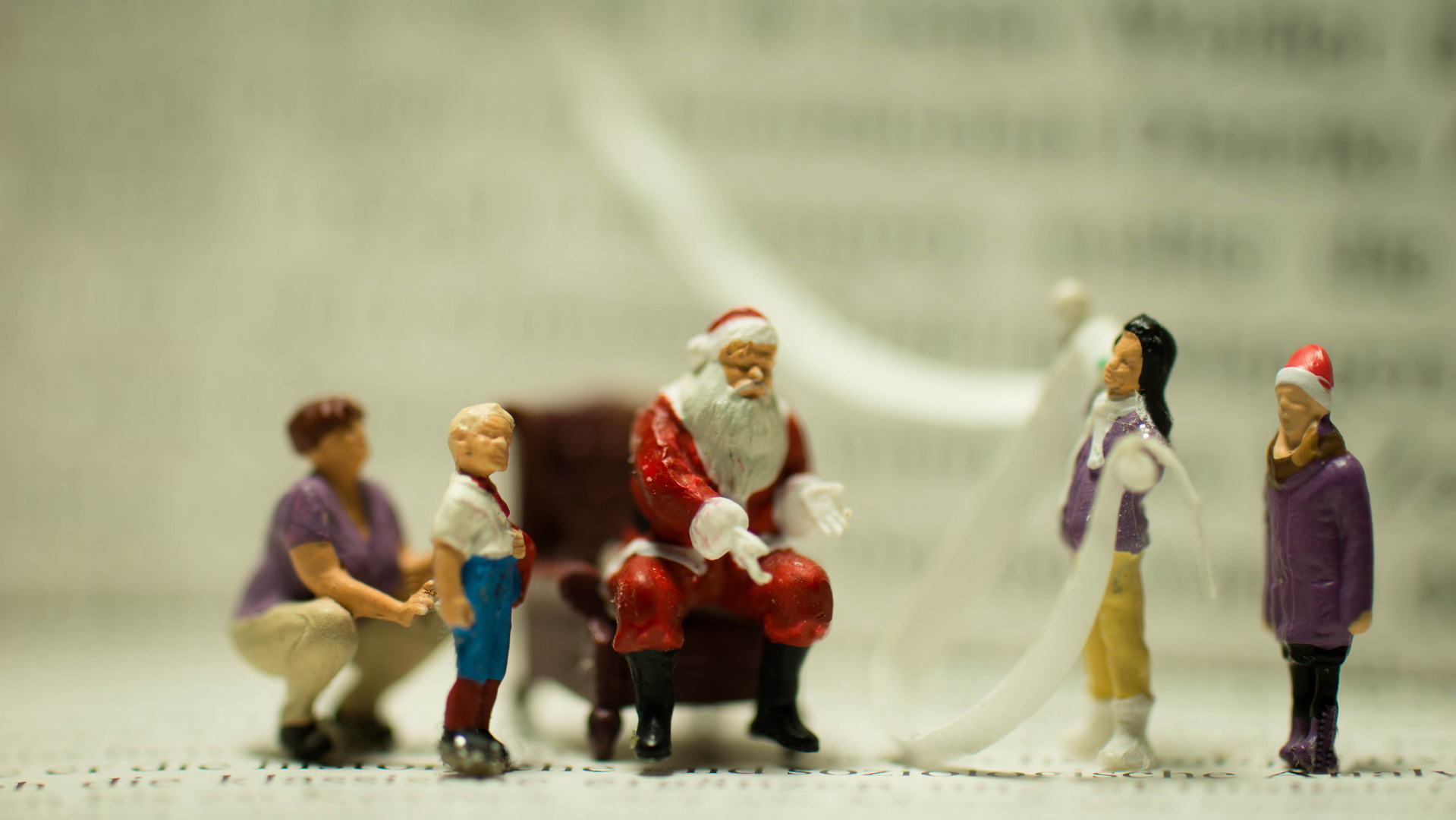 Der endlos lange Wunschzettel Foto & Bild | stillleben, kunstfotografie & kultur, gratulation ...