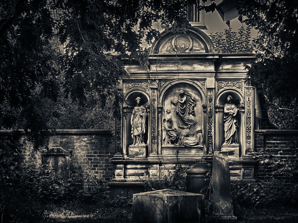Der Engel des Todes Foto & Bild | architektur, friedhöfe, hdr Bilder ...