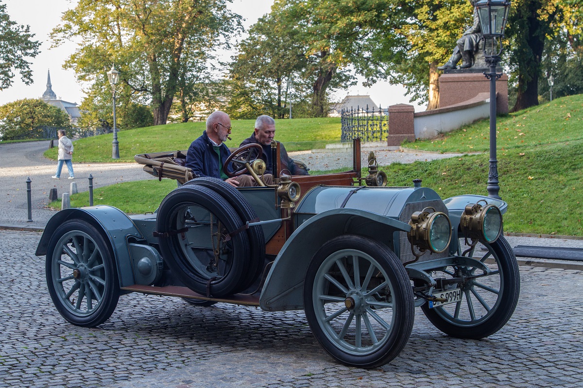 Der Fachmann staunt der Laie wundert sich Foto & Bild | autos ...