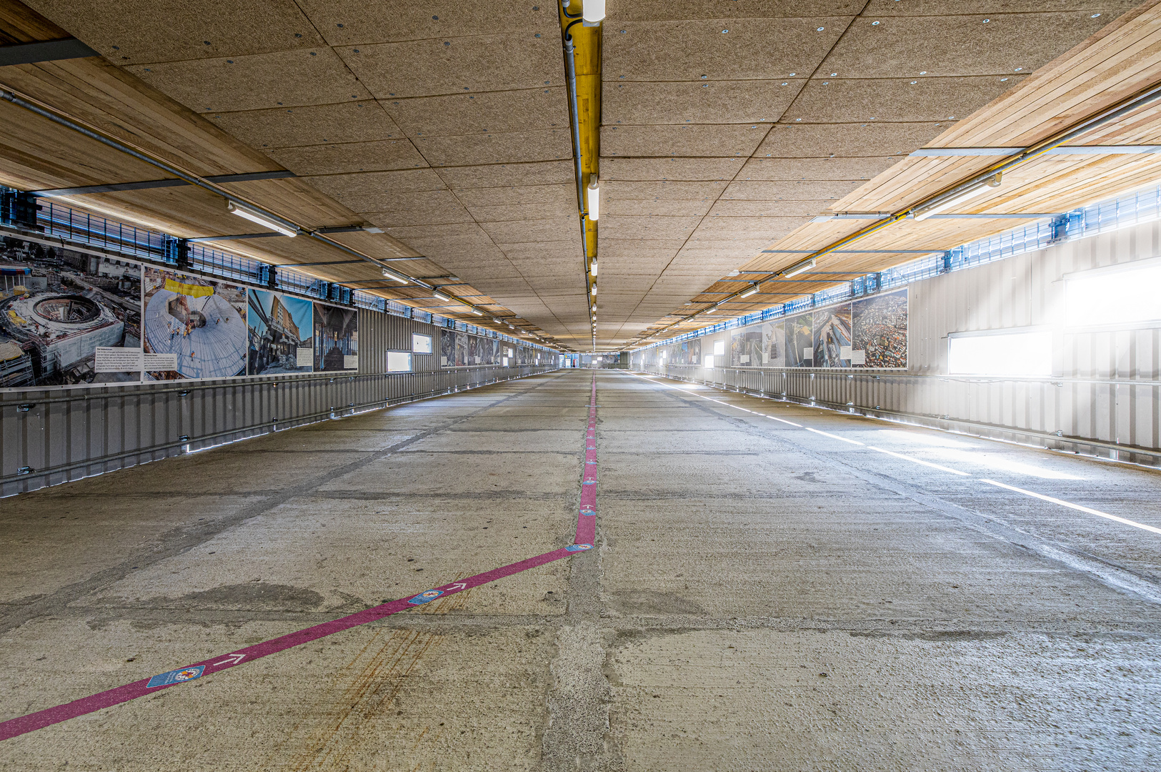 Der Gang Foto & Bild | architektur, deutschland, europe Bilder auf ...