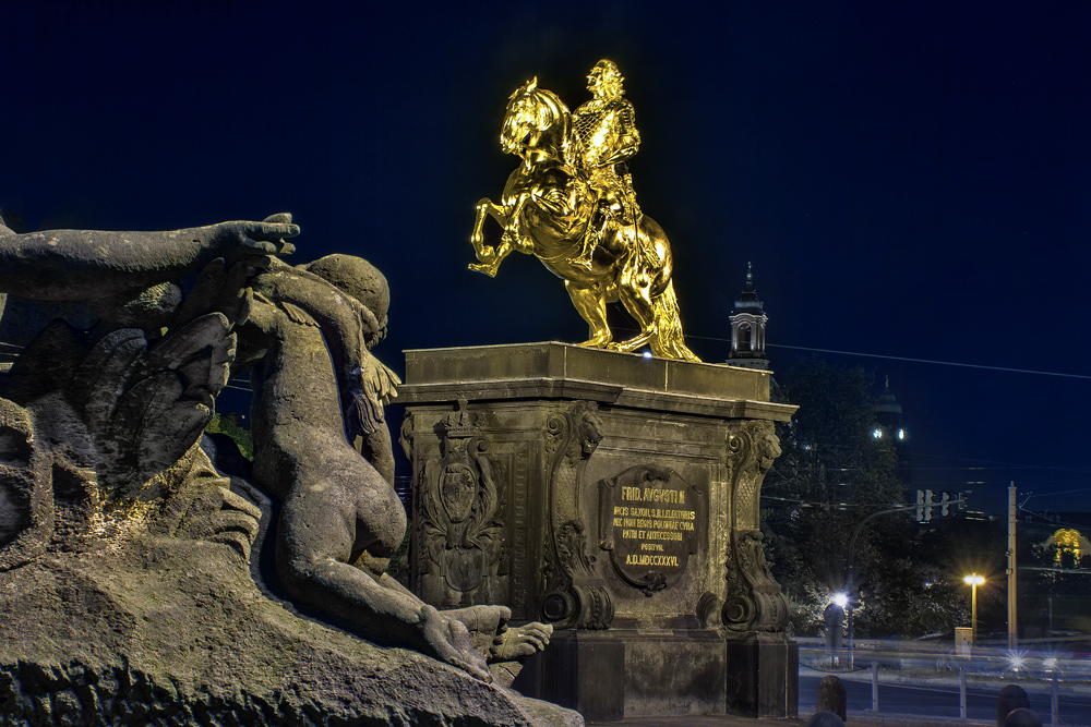 Der " Goldene Reiter " von Dresden Foto & Bild | motive, skulpturen im ...
