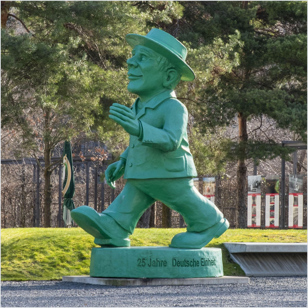 Der grüne Ampelmann... Foto & Bild | street, grün, berlin Bilder auf ...