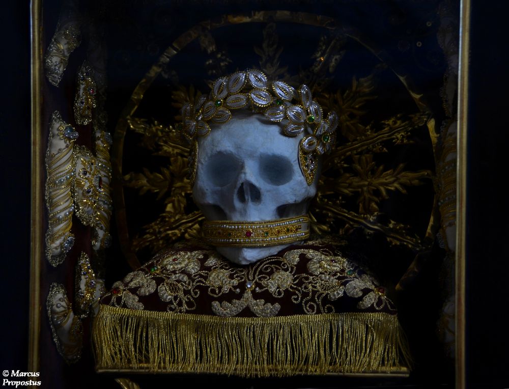 Der heilige Silvanus Foto & Bild | religion, kirchen, architektur ...