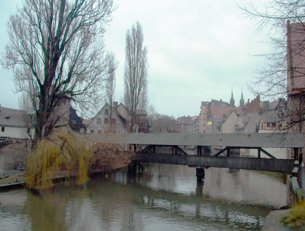Der Henkersteg in Nürnberg Foto & Bild | architektur, straßen & brücken ...