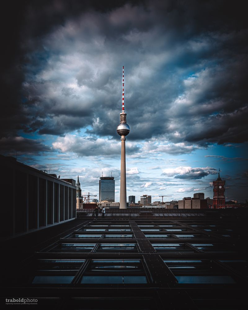 Der Himmer über Berlin! Foto & Bild | deutschland, europe, berlin ...