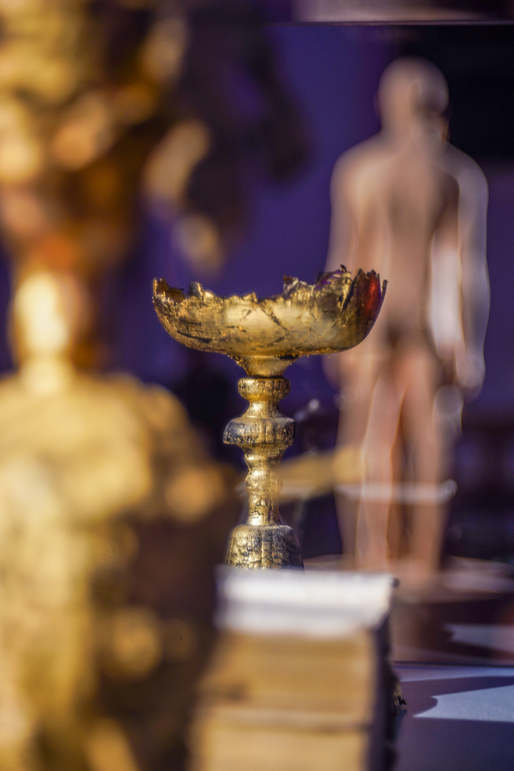 Der Kelch Foto & Bild | spezial, dokumentation, available light Bilder auf fotocommunity