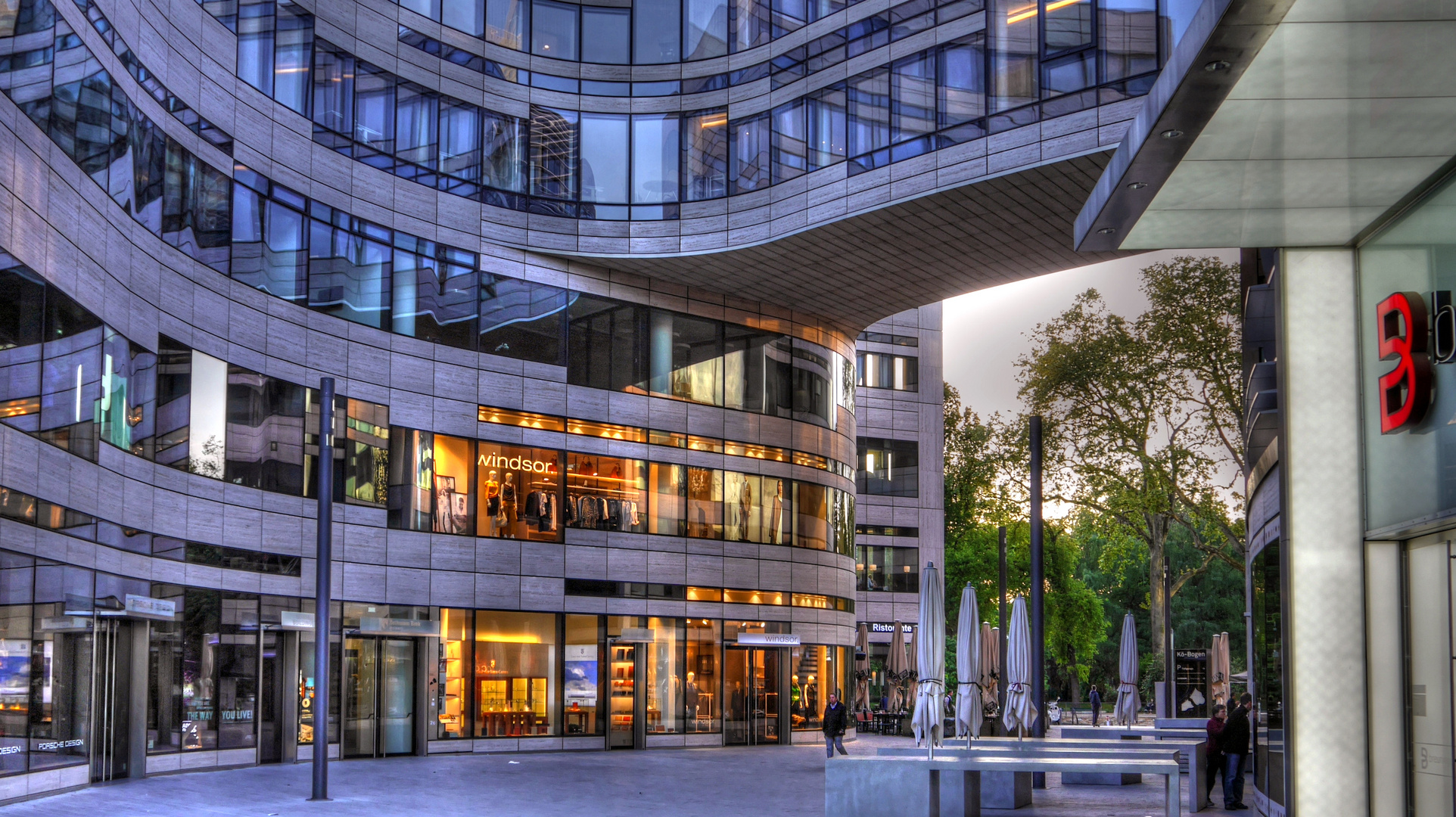 Der Kö-Bogen in Düsseldorf Foto & Bild | architektur, stadtlandschaft ...