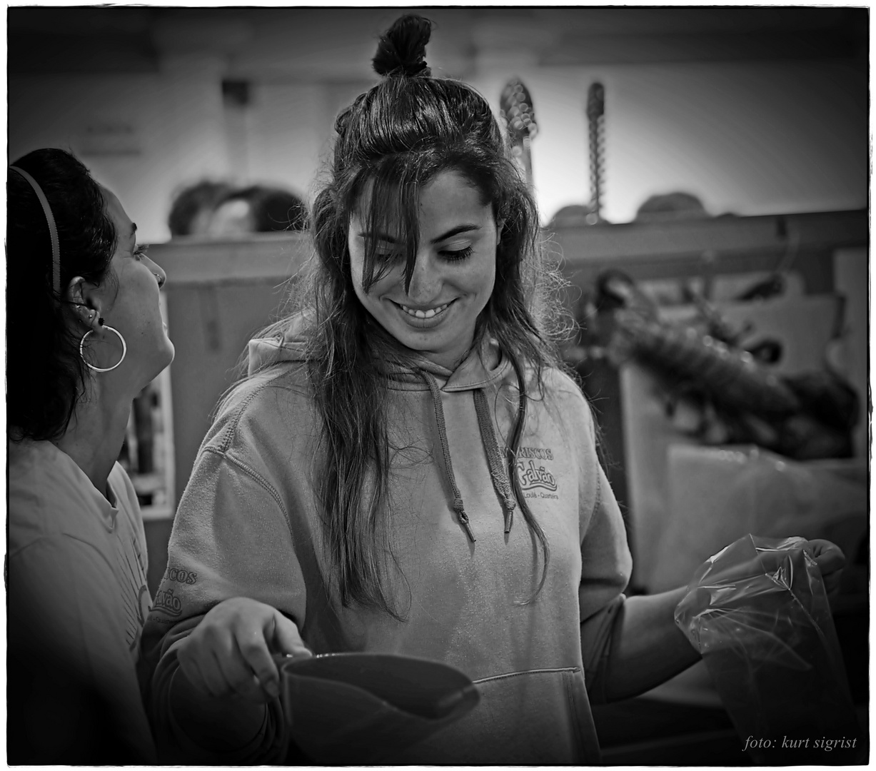 Der kürzeste Weg zwischen zwei Menschen ist ein Lächeln Foto & Bild ...