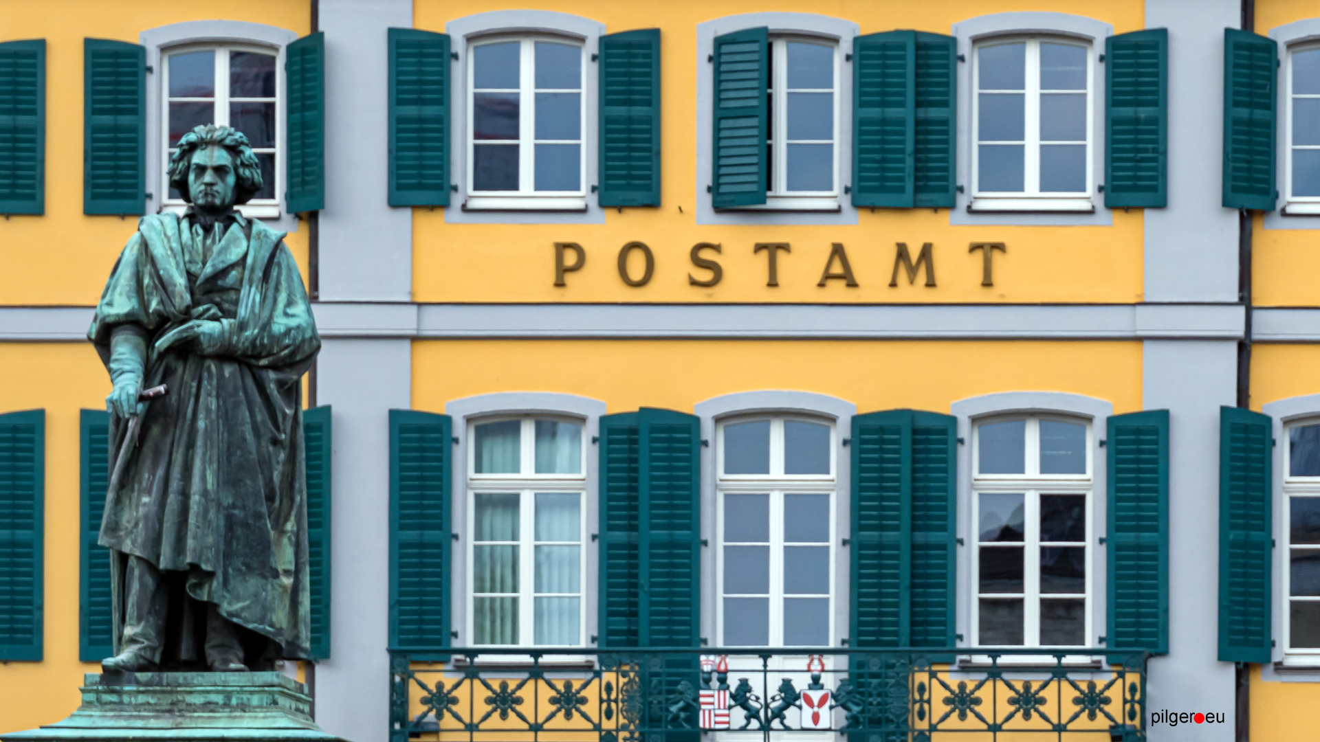 Der Mann vom Postamt Foto & Bild | deutschland, europe, nordrhein ...