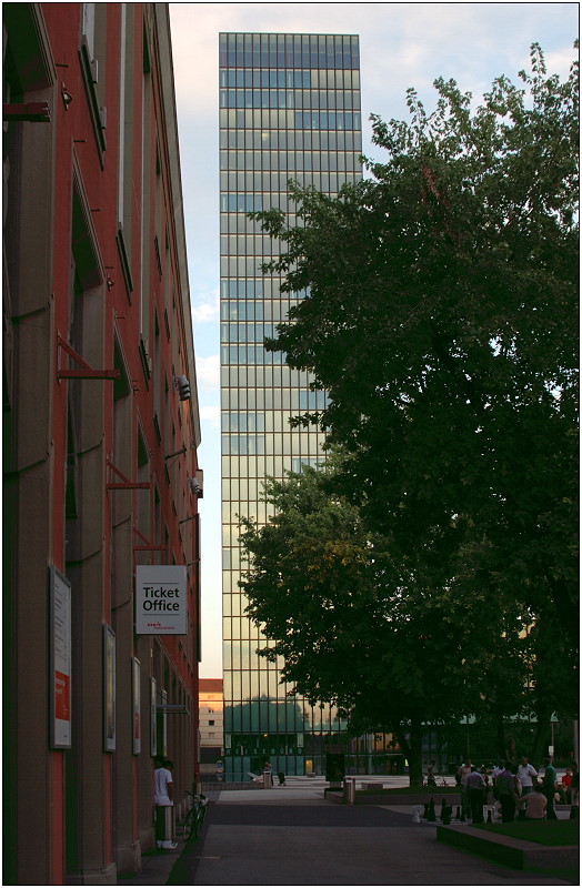 der Messeturm Basel ... Foto & Bild | europe, schweiz & liechtenstein ...