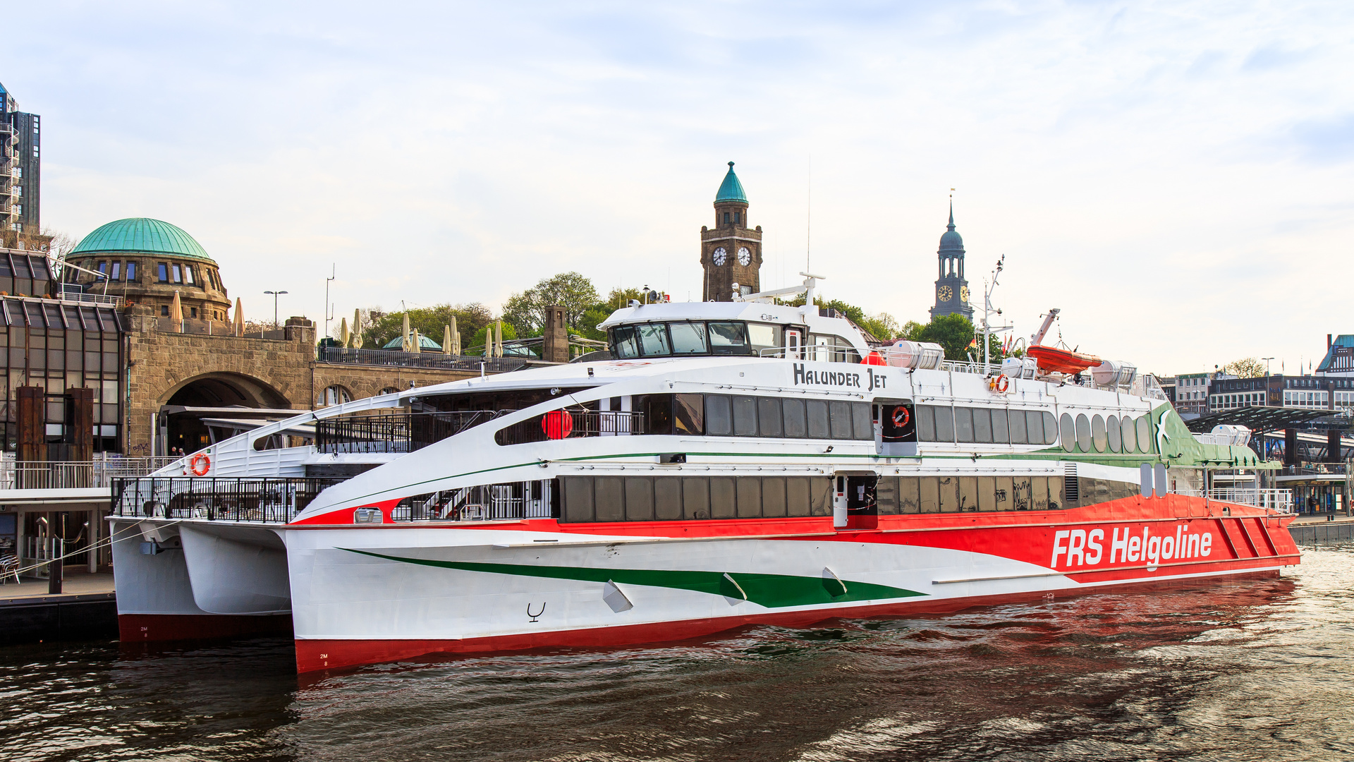 der neue HALUNDER JET Foto & Bild | world, hamburg, elbe Bilder auf ...