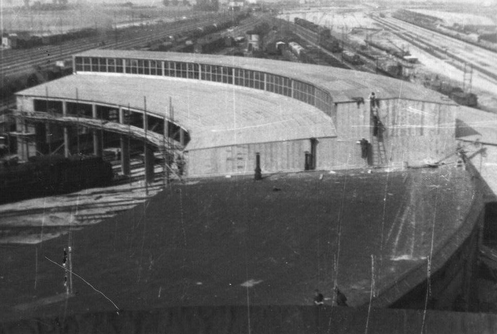 Der neue Rundschuppen in Lissa 1942 Foto & Bild | historische ...