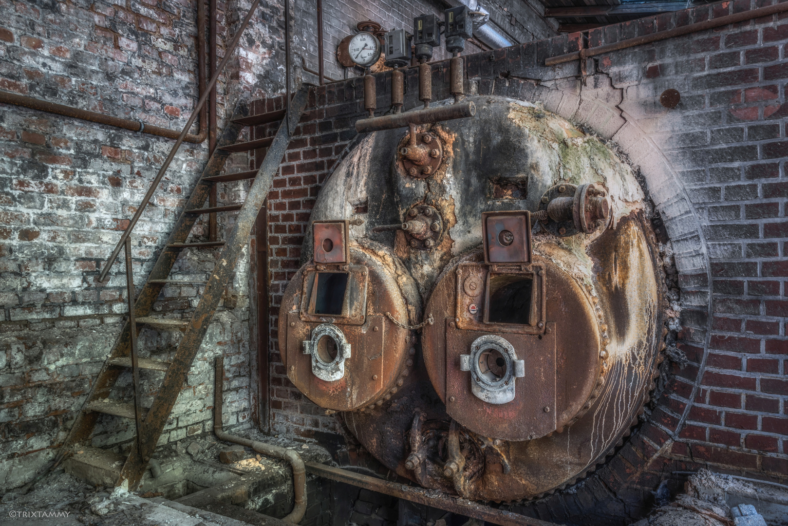 Der Ofen ist aus... Foto & Bild | architektur, lost places, marode ...