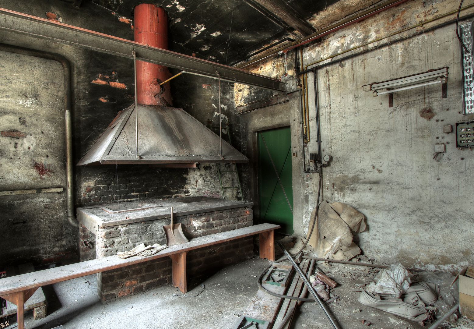 Der Ofen ist aus..... Foto & Bild | fotos, spezial, marode Bilder auf ...