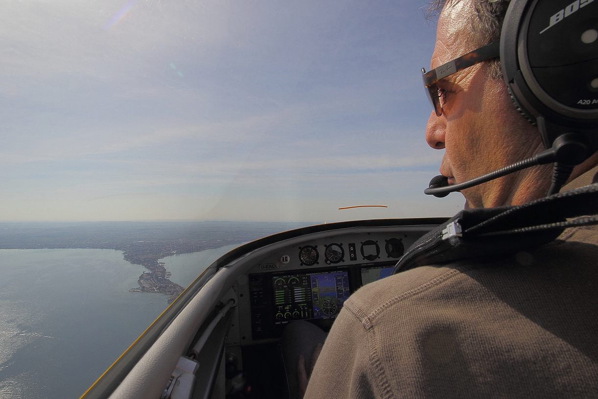 der Pilot Foto & Bild | sport, flugsport, motorflug Bilder auf ...