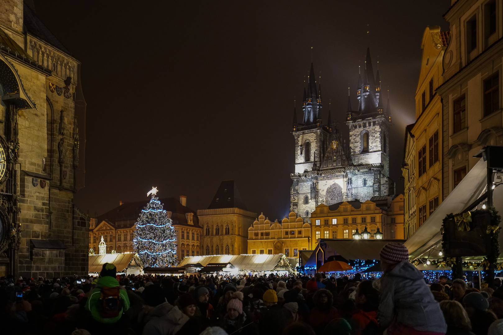 Der Prager Weihnachtsmarkt 2018 Foto & Bild | nachtaufnahme, prag ...