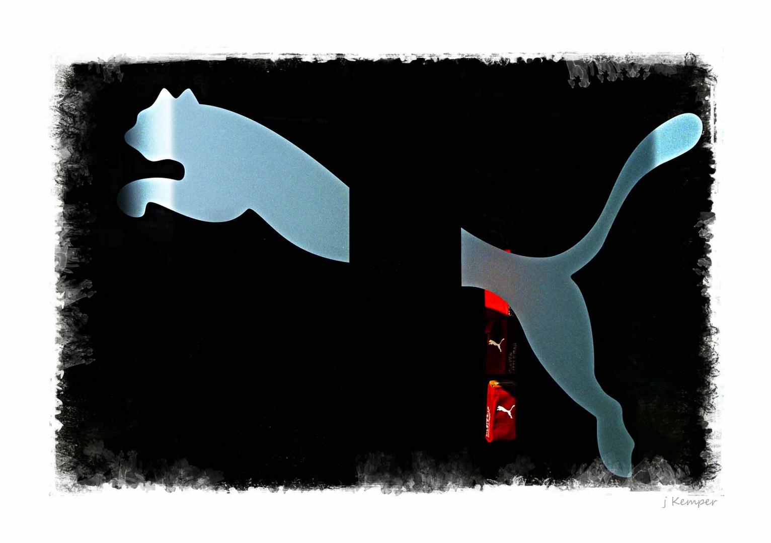 - der Puma-Sprung von Prag - Foto & Bild | europe, czech republic ...