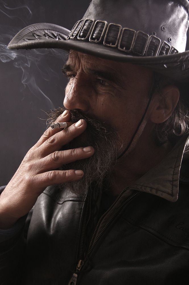 Der Raucher Foto & Bild | portrait, fotos, people Bilder auf fotocommunity