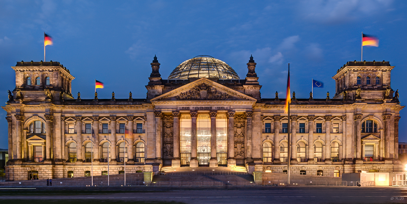 Der Reichstag in Berlin Foto & Bild | architektur, architektur bei ...